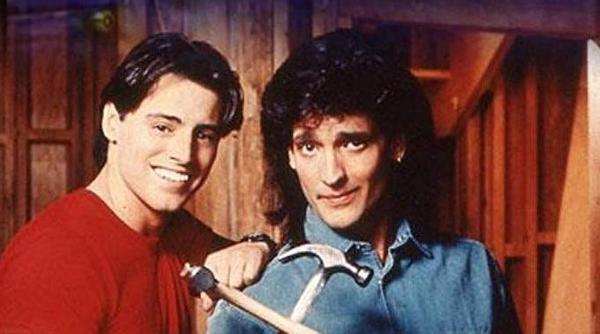 Vinnie & Bobby 1 сезон даты выхода новых серий, когда выйдет — Кино и сериалы на EPSCAPE